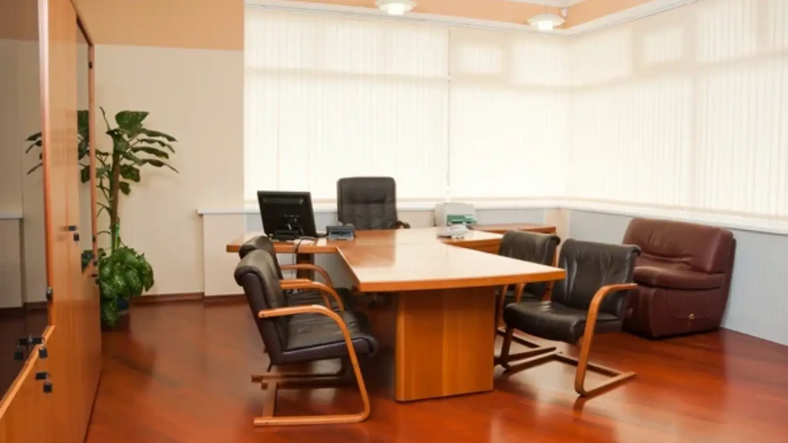 Affordable Small Meeting Room Hire in Sydney for Business