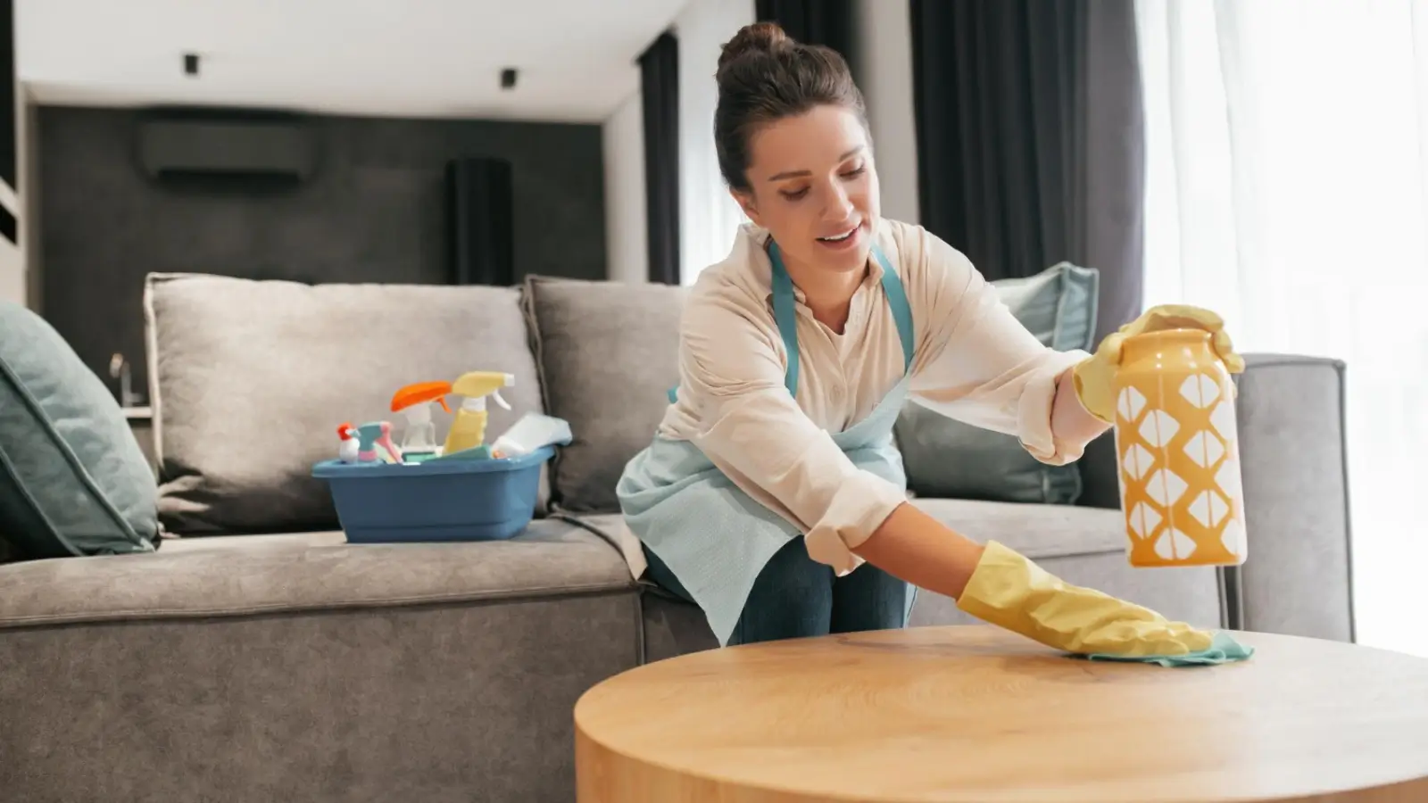 How Professional House Cleaning Services Transform Your Home